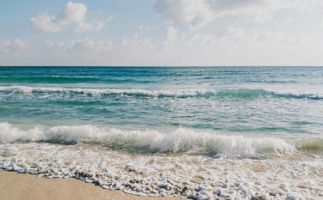 Santa Maria Beach: Soft Sand and the Beautiful Ocean